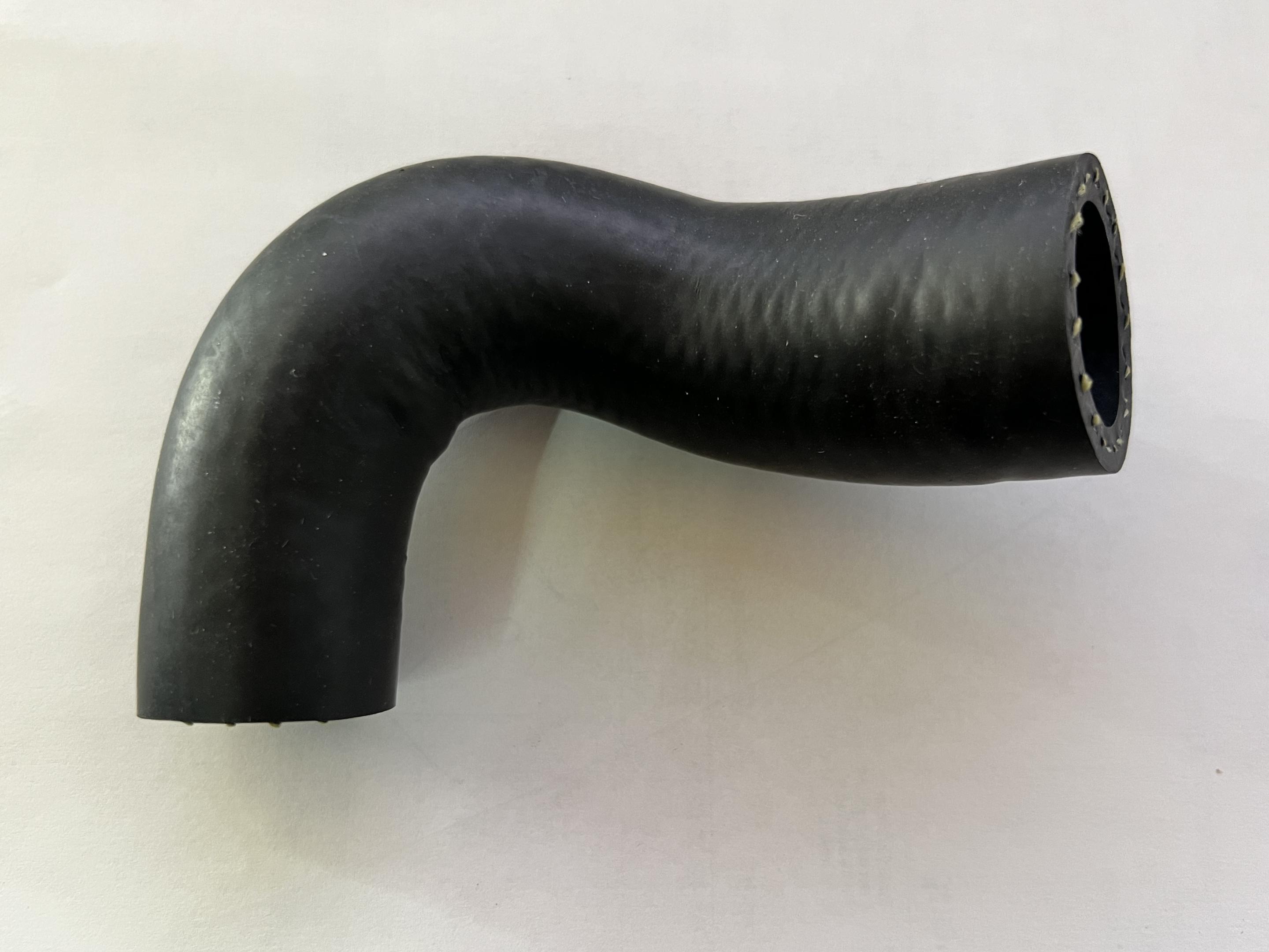 Kühlerschlauch für Kubota Motor | Kubota-Teile